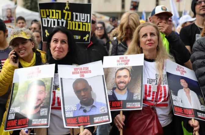 Hamás libera los seis últimos rehenes vivos en Gaza | Critica